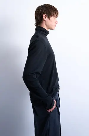 Topman Turtleneck Long Sleeve Top - Black