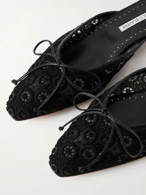 Manolo Blahnik Ballerimu Leather-trimmed Lace Flats With Bow Detailing - Black
