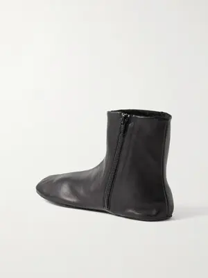 THE ROW Stella Leather And Shearling Ankle Boots - Brown