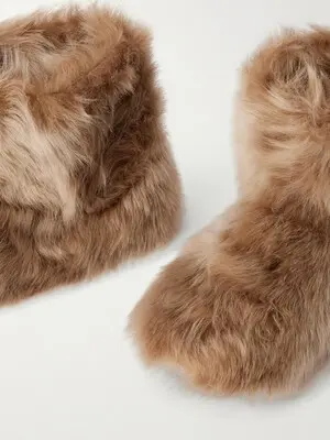 CHRISTEN Big Shearling Ankle Boots
