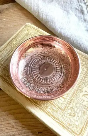 COPPERMILL KITCHEN Vintage Inspired Ring Dish Rosette