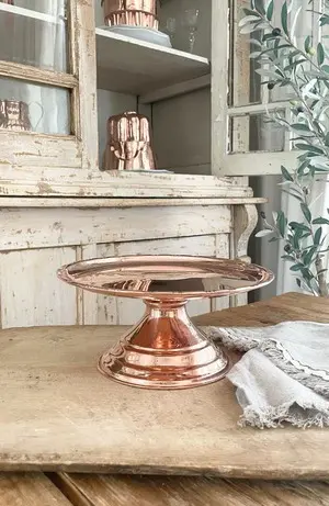 COPPERMILL KITCHEN Vintage Inspired Cakestand