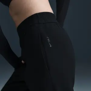 Nike 24.7 Impossiblysoft Dri-fit Mid-rise Jogger Pants - Black
