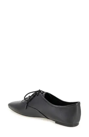 KENNETH COLE Justice Square Toe Oxford - Black Leather