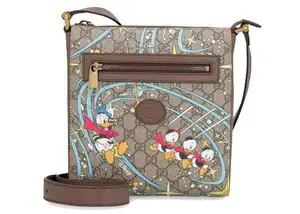 Gucci Gg Supreme Messenger Bag
