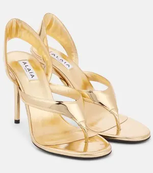 Alaïa Infradito 90 Mirrored Leather Sandals - Gold