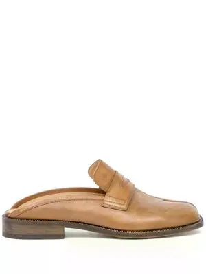 MAISON MARGIELA Tabi Loafer Mules - Neutrals