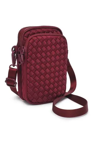 SOL AND SELENE Divide & Conquer Woven Neoprene Bag - Wine