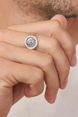 ORADINA Guardian Signet Ring