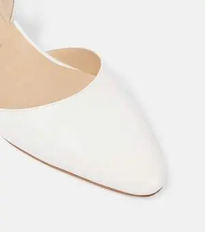 Manolo Blahnik Aspro 30 Leather Slingback Pumps - White