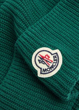 Moncler Logo Ribbed Beanie - Green