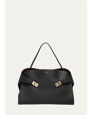 FERRAGAMO Large Hug Shoulder Bag - Nero