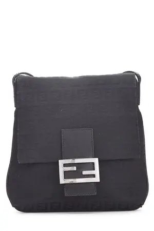 Women's Fendi Black Shoulder Bags