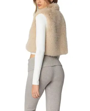 EDIKTED Faux Fur Vest