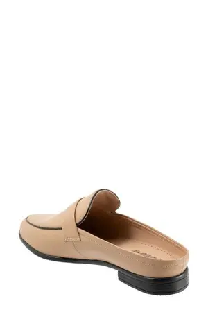 Trotters Lola Loafer Mule - Beige