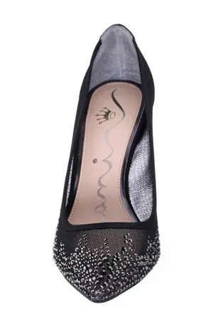 Nina Nalia Pointed Toe Pumps - Black