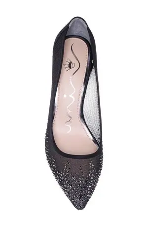 Nina Nalia Pointed Toe Pumps - Black