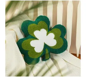 GLITZHOME 14'l St.patrick's Hooked Shamrock Sha Ped Pillow
