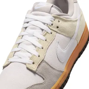 Nike Dunk Low Sneakers