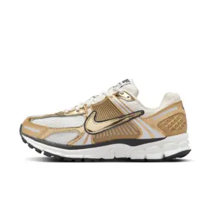Nike Zoom Vomero Sneakers