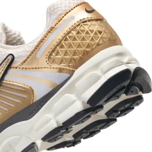 Nike Zoom Vomero Sneakers