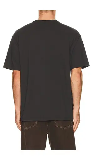 LEVI'S Fit Graphic Tee In Grey