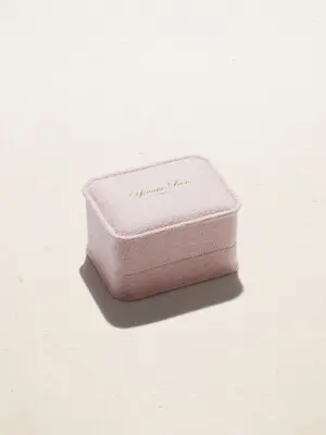 Yvonne Léon 9-karat White Gold Diamond Heart Signet Ring - Silver