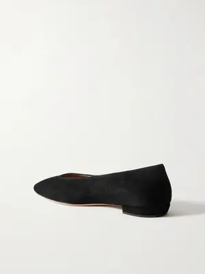 GIANVITO ROSSI Amelia Suede Point-toe Flats - Black