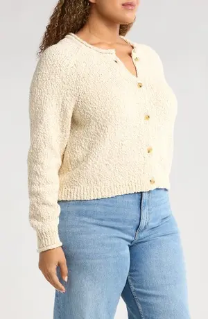 Treasure & Bond Fitted Crewneck Cardigan - Ivory Dove