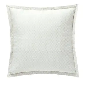 ANNE DE SOLENE Voyageuse Euro Sham