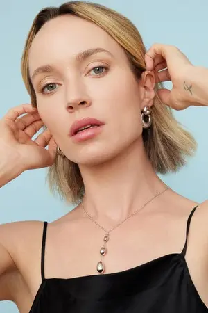 ORADINA Dripped In Necklace