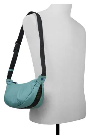 Hunter Essential Crossbody Bag