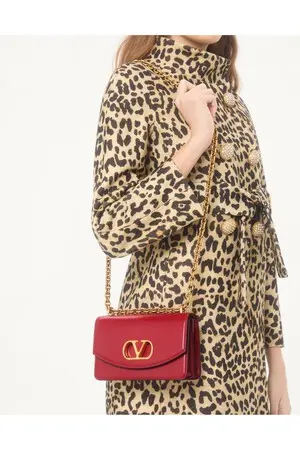 Valentino Garavani Vain Small Shoulder Bag In Shiny Calfskin - Metallic