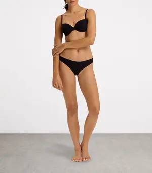 Hanro Invisible Cotton Thong - Black