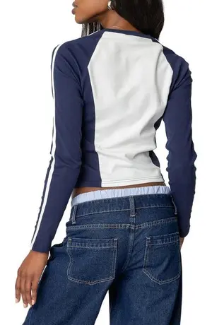 EDIKTED Brooklyn Graphic Long Sleeve T-shirt
