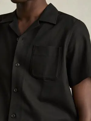 REISS Nitus Herringbone Twill Cuban Collar Short Sleeve Shirt - Black