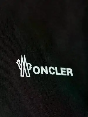 Moncler Logo-print T-shirt - Black