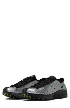Nike Basketball Shoes with Herringbone Traction
