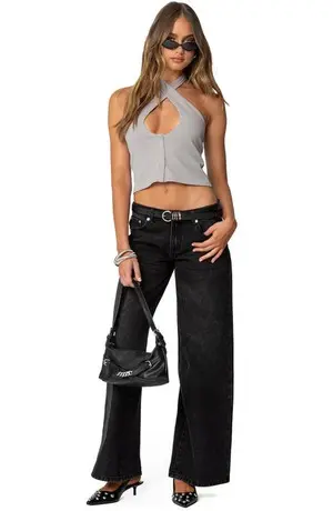 EDIKTED Reissa Keyhole Halter Crop Top