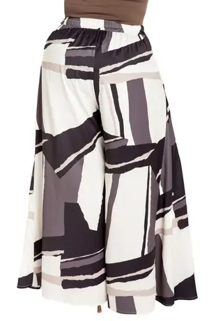 BUXOM COUTURE Geometric Print Palazzo Pants