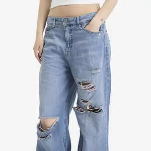 Good American Good Ease Relaxed Jeans