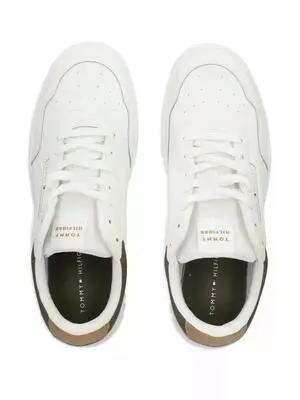 Tommy Hilfiger Logo Sneakers