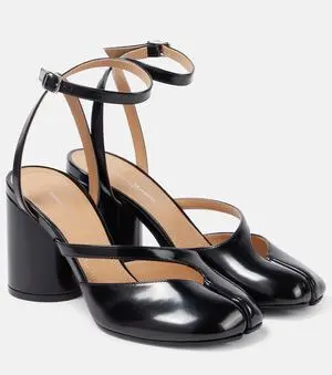 MAISON MARGIELA Tabi Leather Pumps With Ankle Strap - Black