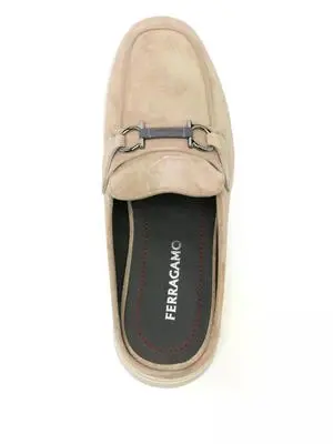 FERRAGAMO Logo Loafers - Neutrals