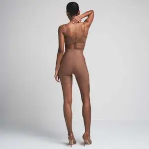SKIMS Core Sculpt Mid Rise Short | Light Neutral | | Body - Jasper