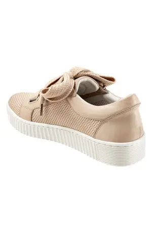 Eos Jovi Perforated Leather Sneaker - Birch