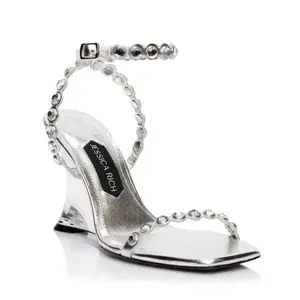 JESSICA RICH The Diamond Wedge