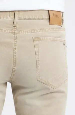 BRAX Chuck Modern Fit Jeans - 56-cacao