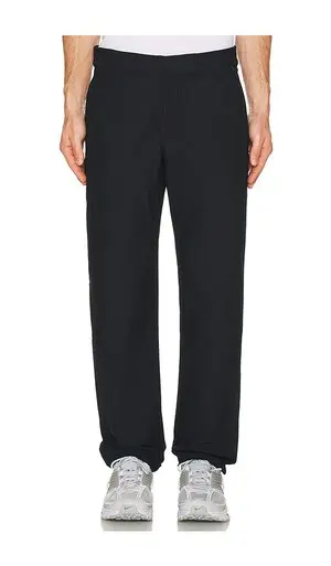 Nike Chino Regular Pant In Black