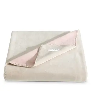 Calvin Klein Modern Reversible Solid Throw, 70 X 50 Light Beige/ Blush